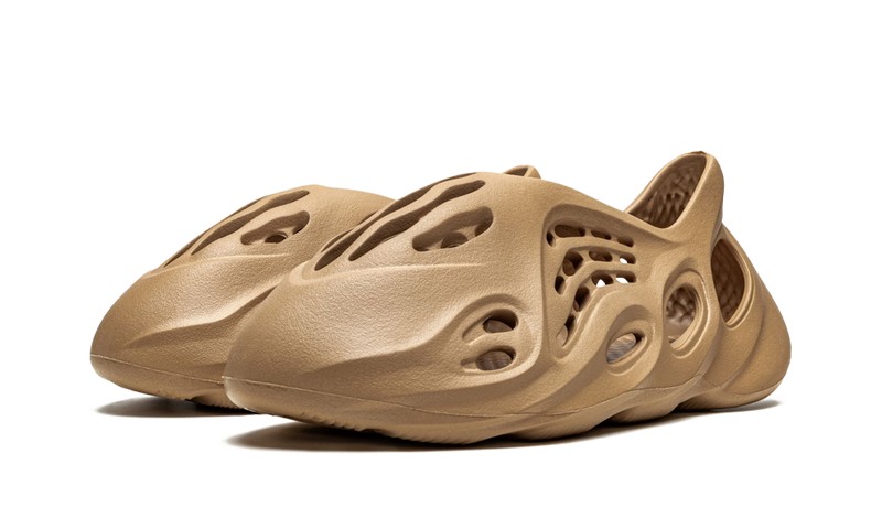 Adidas - Yeezy Foam Runner Ochre Papucs - GLAMI.hu