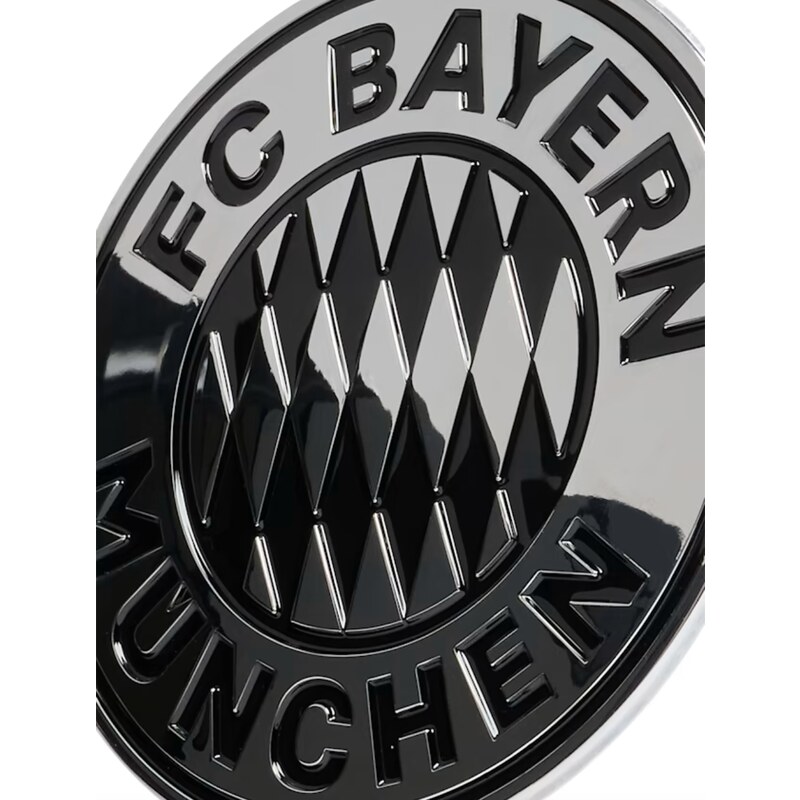 Chrome Logo matrica FC Bayern München - GLAMI.hu